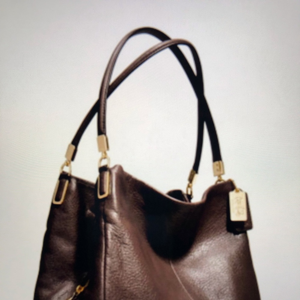 Coach Madison Phoebe Shoulder Bag - Gem